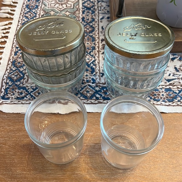 kerr | Kitchen | Vintage Kerr Glass Canning Jars 8 Total 2 Lids ...